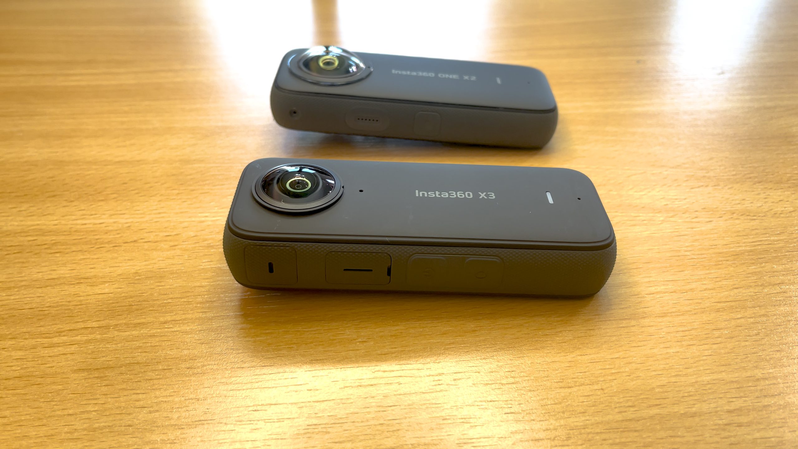 【先行レビュー】大人気360度カメラが新しくなって登場！（Insta360 X3） – エアステージ